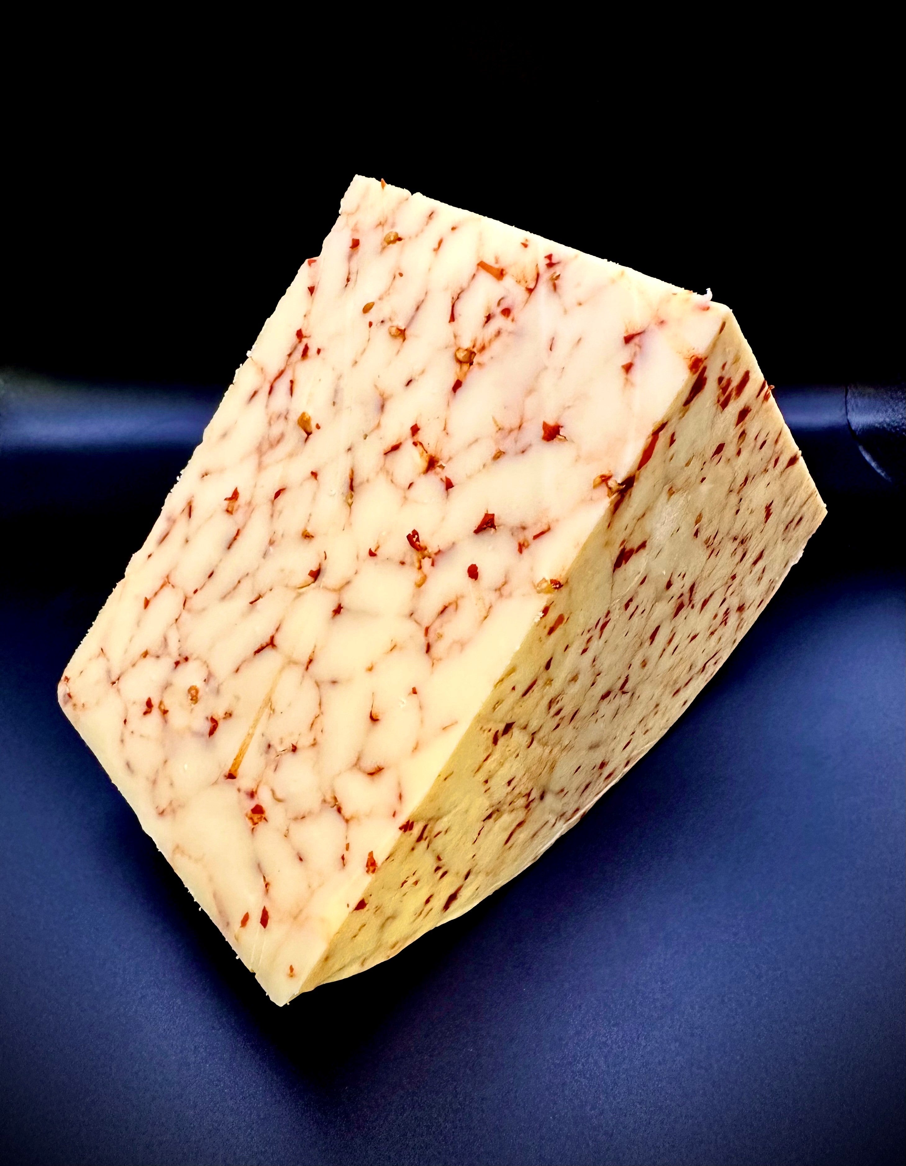 Chili Bomb Cheddar – The Udderway Artisan Cheese Company